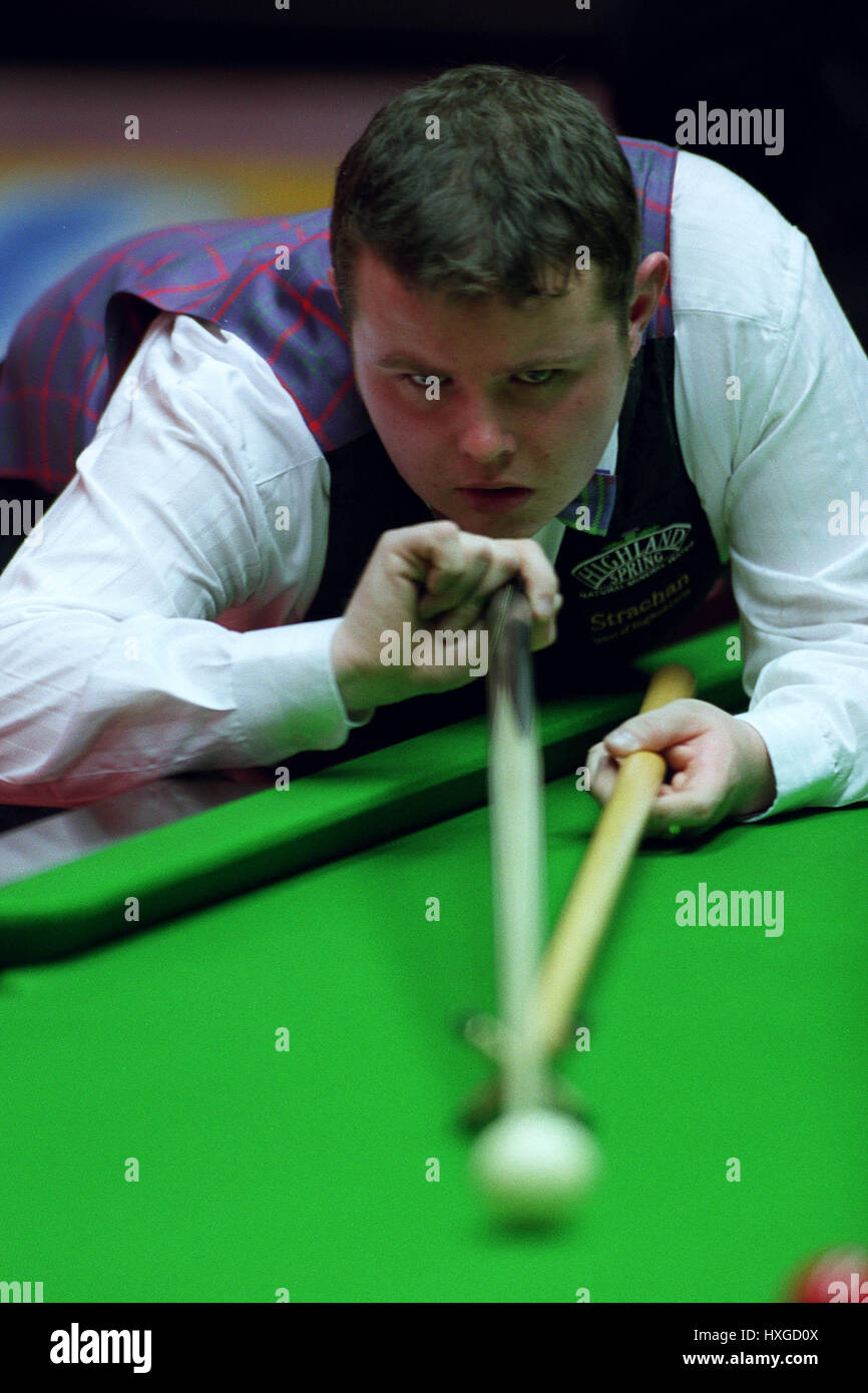 STEPHEN LEE EMBASSY WORLD CHAMPIONSHIPS 23 April 1999 Stock Photo - Alamy