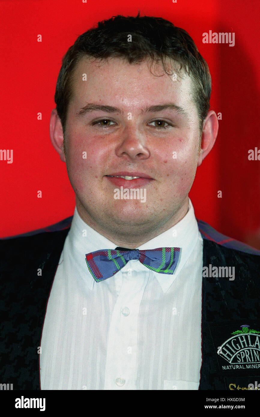 STEPHEN LEE EMBASSY WORLD CHAMPIONSHIPS 23 April 1999 Stock Photo - Alamy