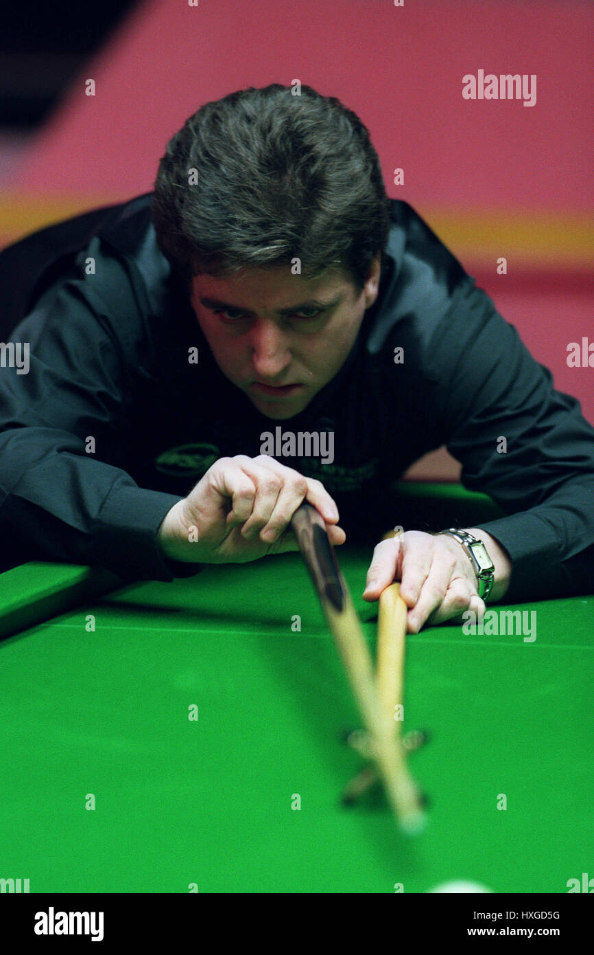 STEVE JAMES ENGLAND 21 April 1999 Stock Photo - Alamy