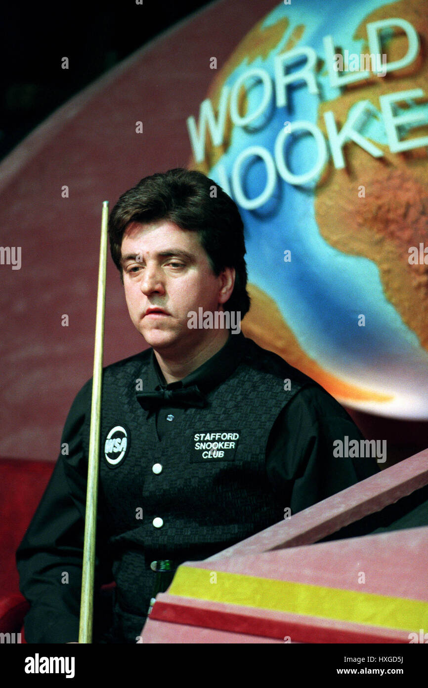 Steve james snooker hi-res stock photography and images - Alamy