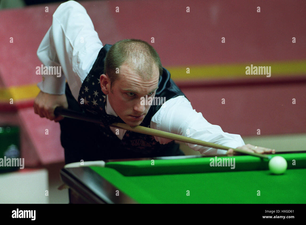 Peter ebdon 1999 hi-res stock photography and images - Alamy