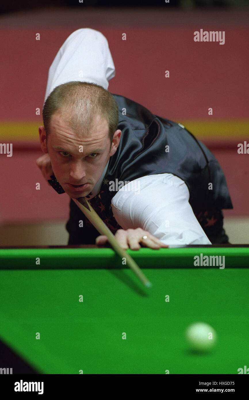 Peter ebdon 1999 hi-res stock photography and images - Alamy
