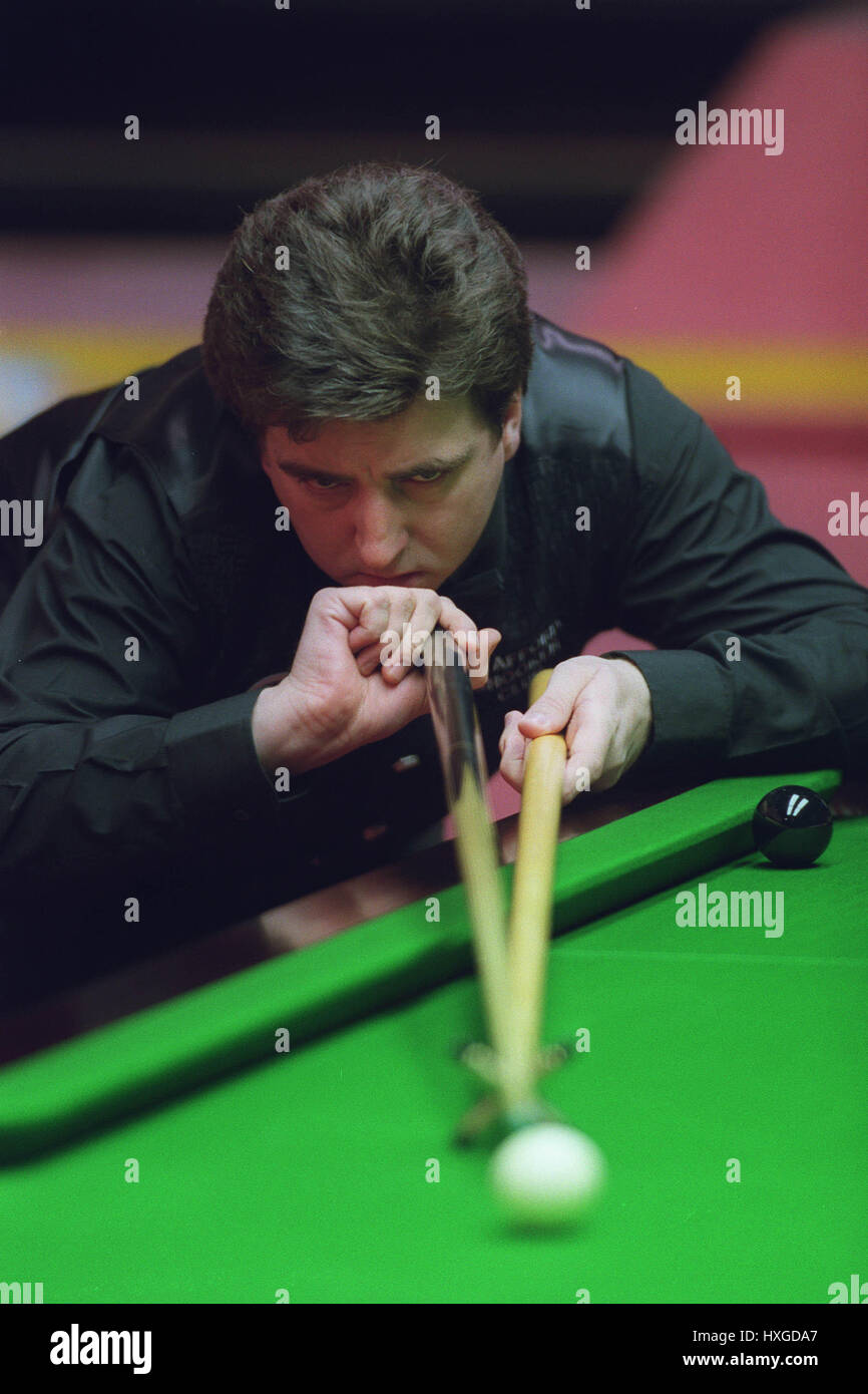 STEVE JAMES ENGLAND 18 April 1999 Stock Photo - Alamy