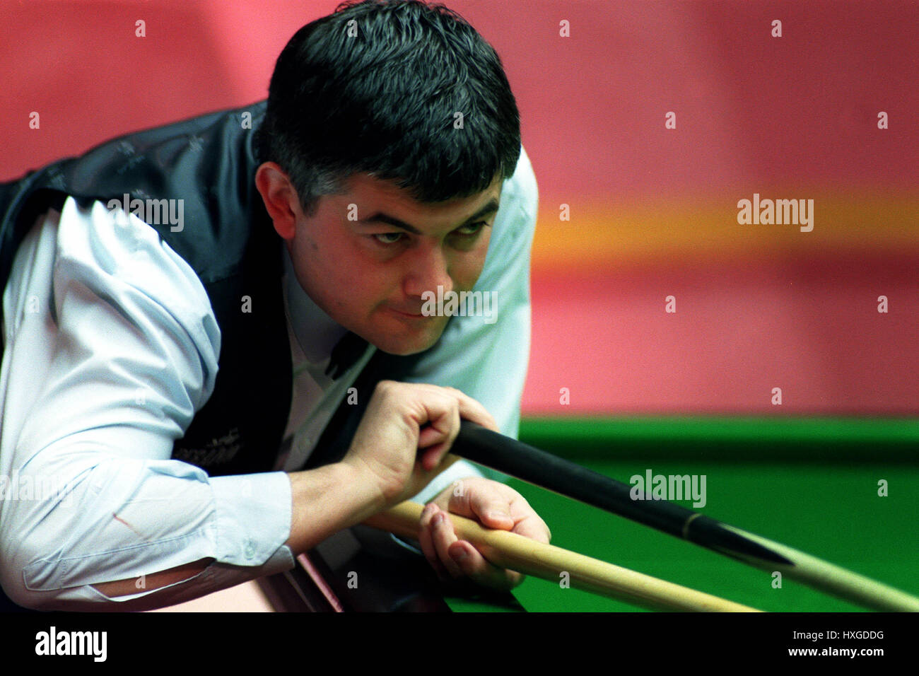 JOHN PARROTT ENGLAND 30 April 1998 Stock Photo - Alamy