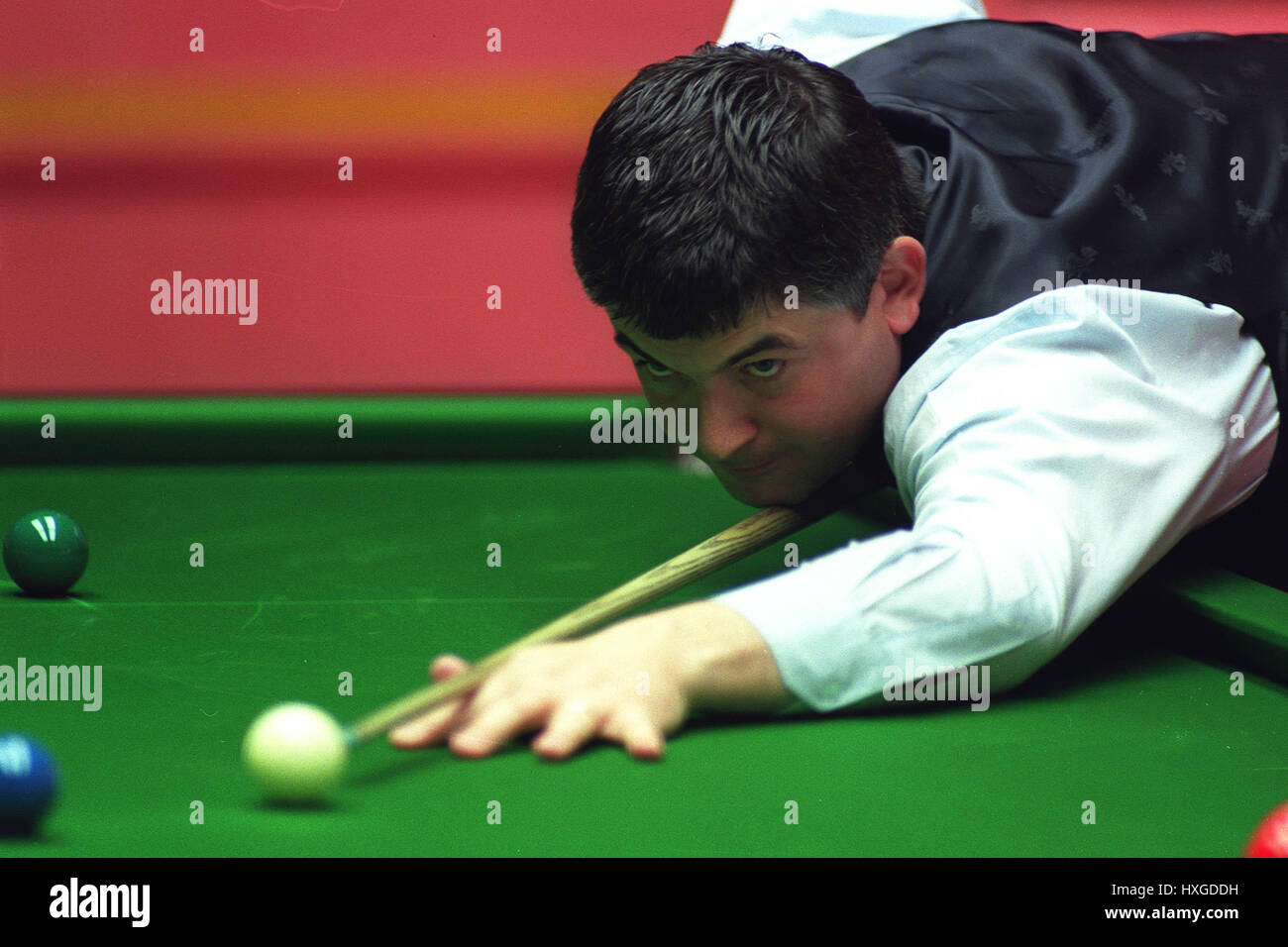 JOHN PARROTT ENGLAND 30 April 1998 Stock Photo - Alamy