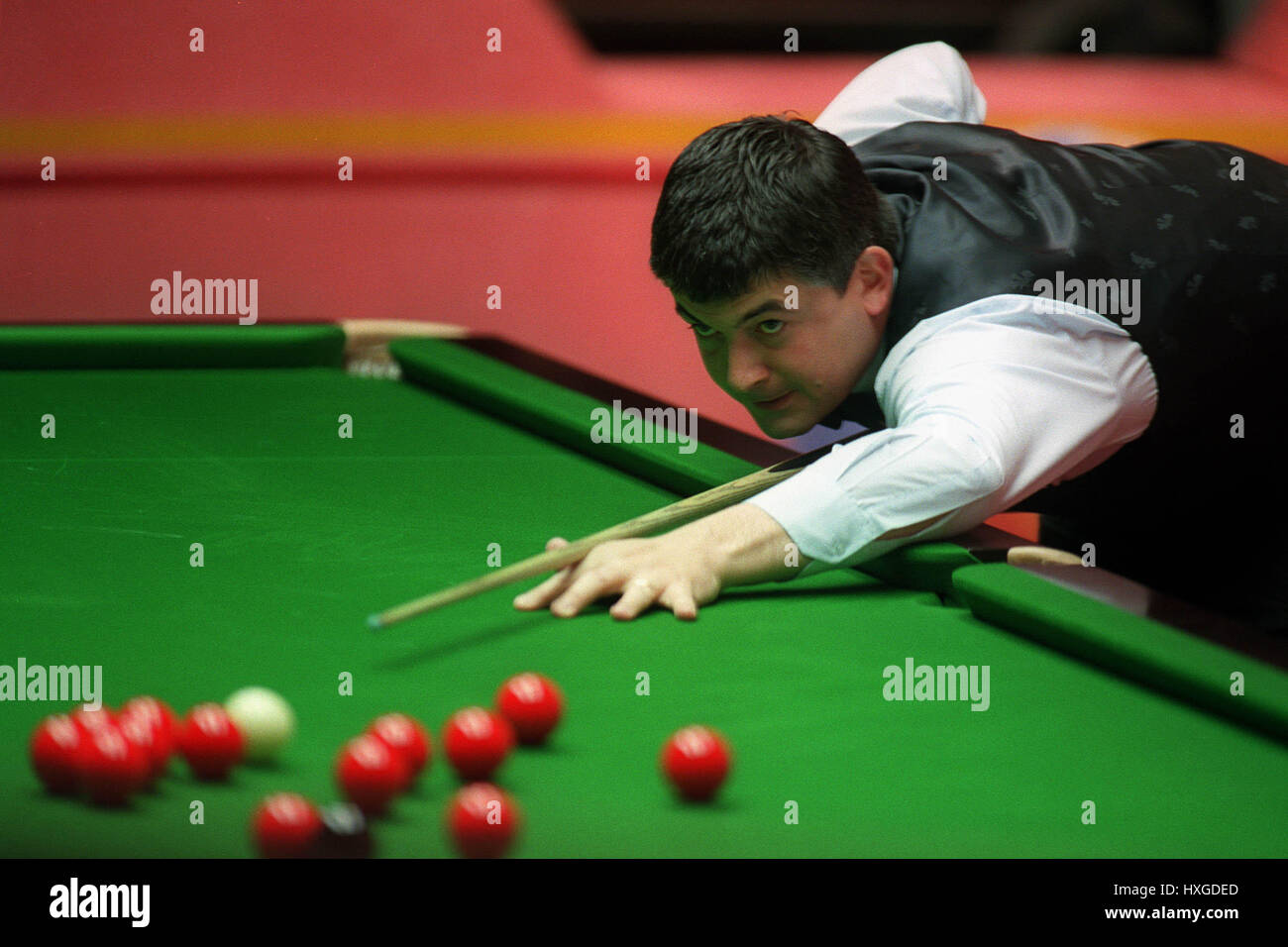 JOHN PARROTT ENGLAND 30 April 1998 Stock Photo - Alamy