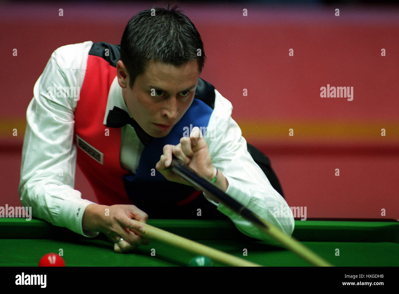 ALFIE BURDEN ENGLAND 30 April 1998 Stock Photo - Alamy