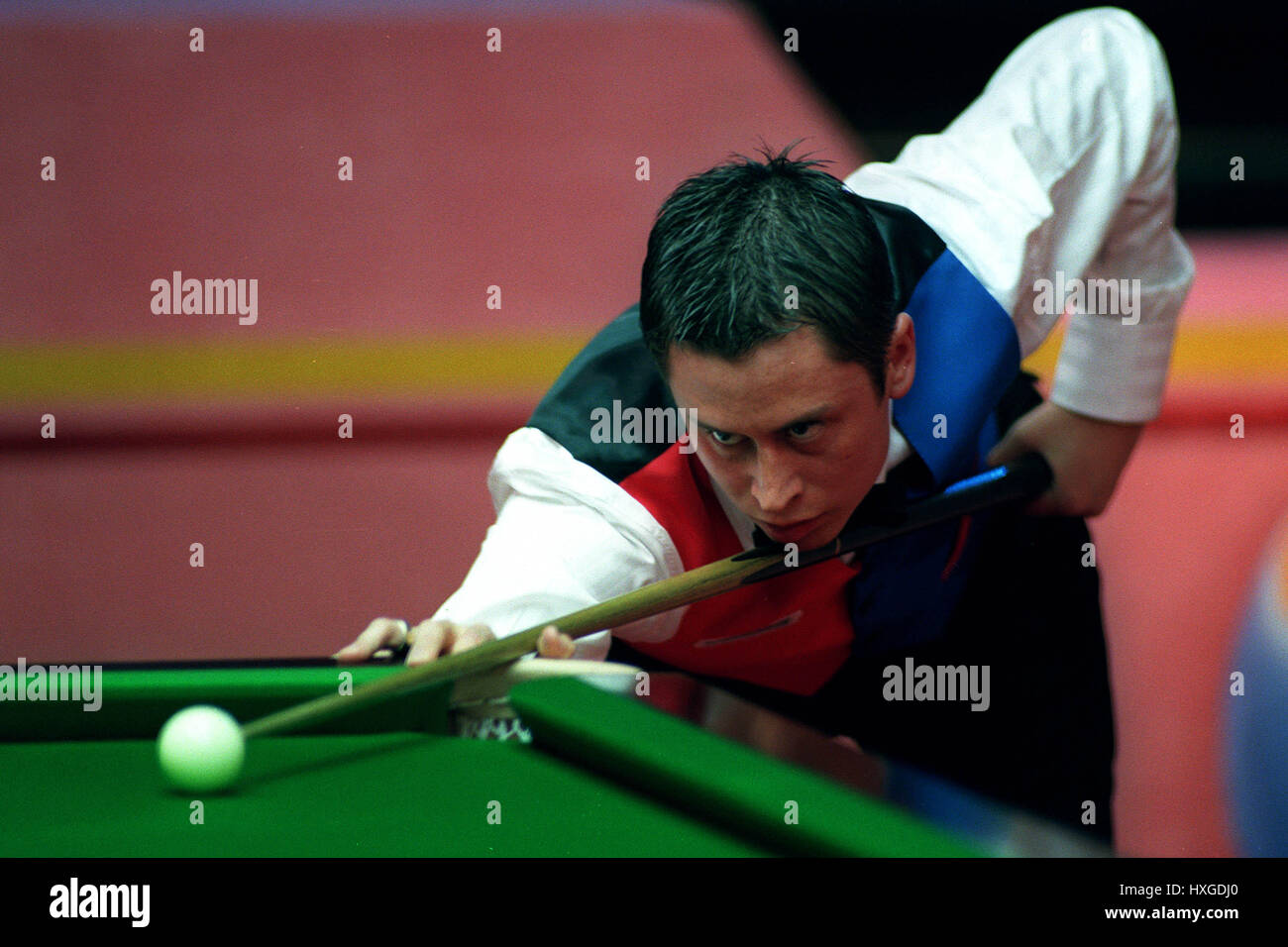 ALFIE BURDEN ENGLAND 30 April 1998 Stock Photo - Alamy