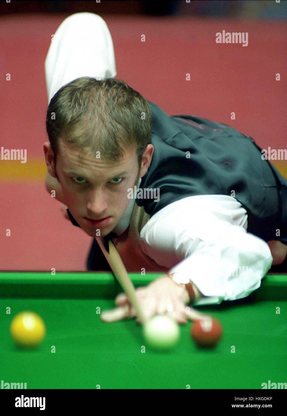 PETER EBDON ENGLAND 21 April 1995 Stock Photo - Alamy
