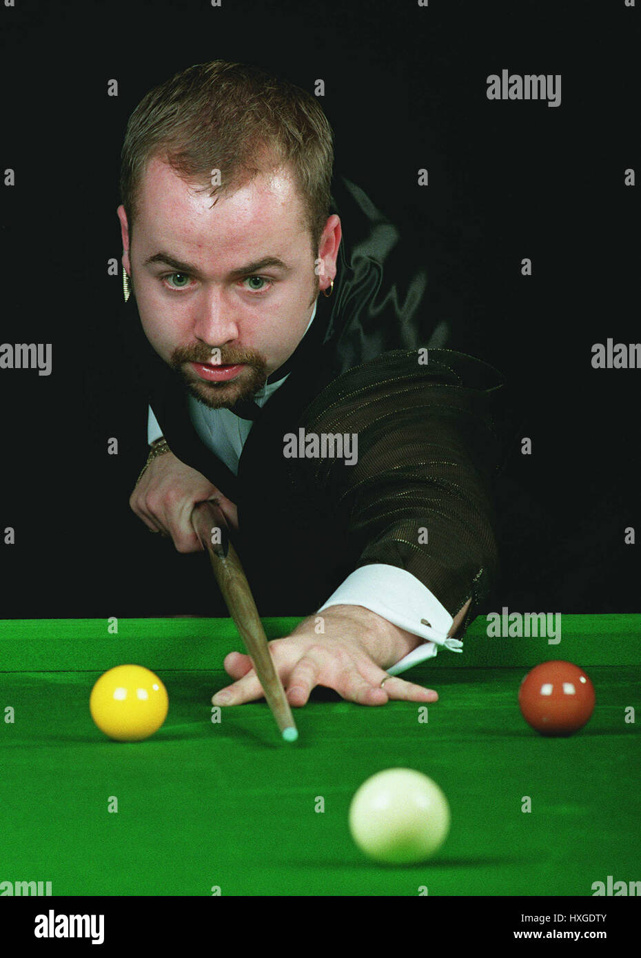 LEE RICHARDSON.. ENGLAND 30 November 1994 Stock Photo - Alamy