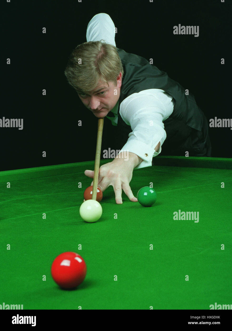 DAVID ROE ENGLAND 30 November 1994 Stock Photo - Alamy
