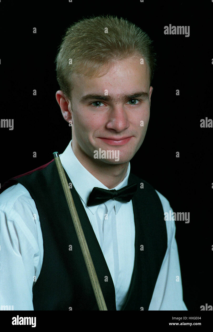 ANDY HICKS ENGLAND 29 November 1994 Stock Photo - Alamy