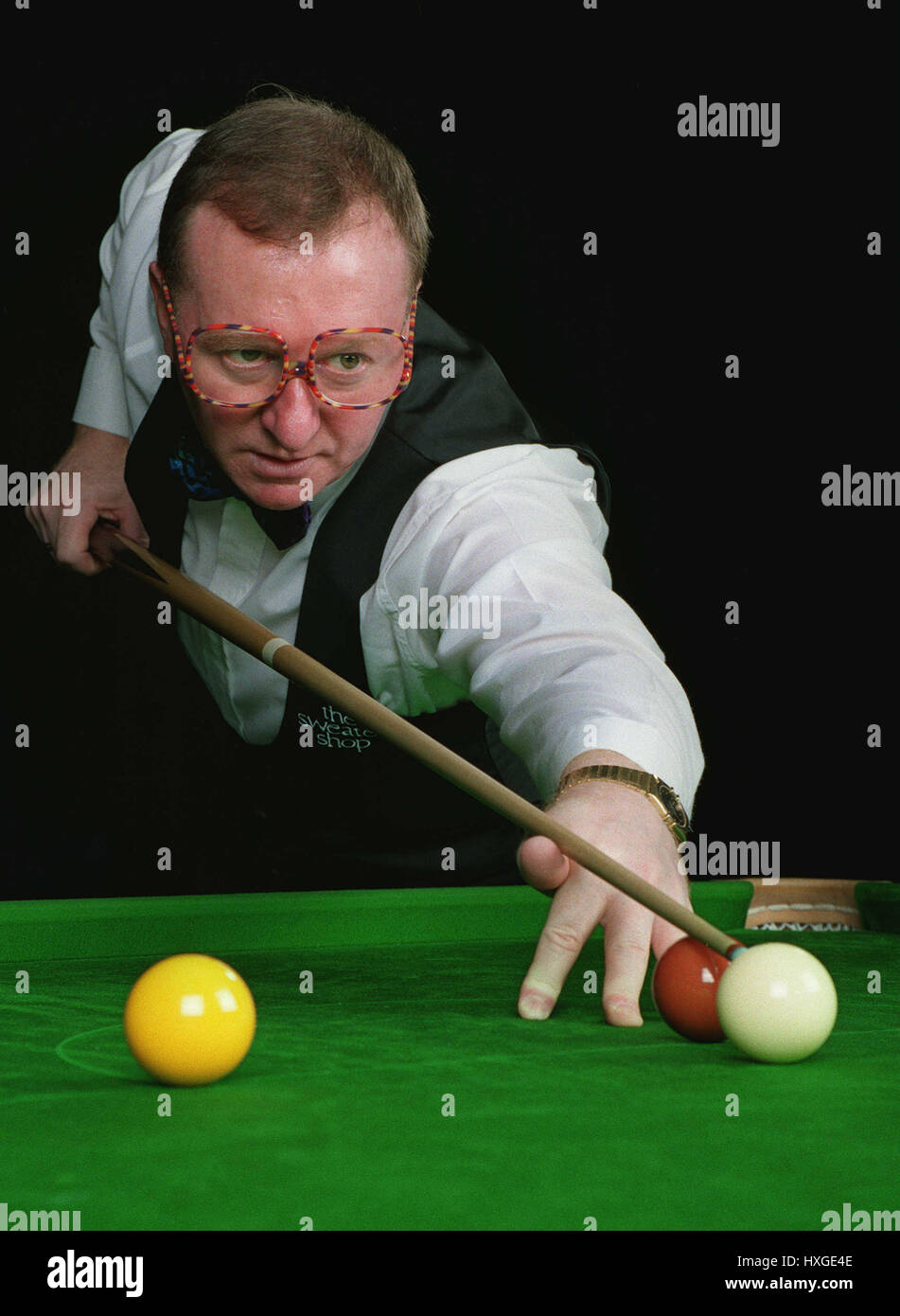 Dennis taylor snooker hi-res stock photography and images - Alamy