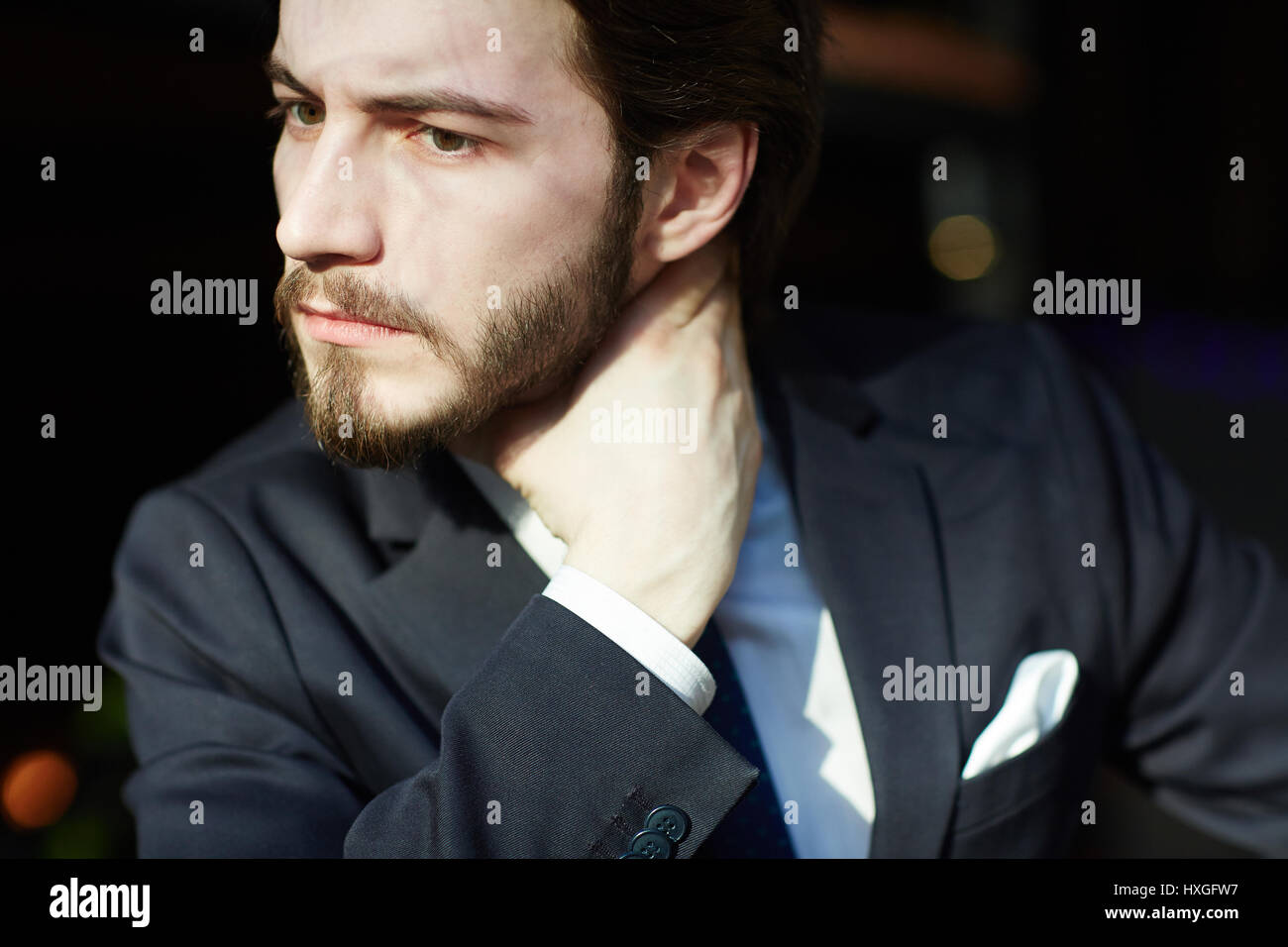 Neck choking hi-res stock photography and images - Alamy