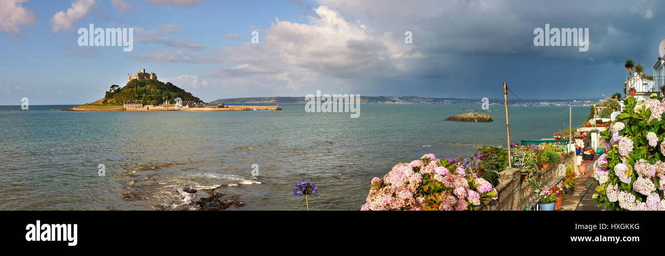 St Michael’s Mount tidal island, Mount's Bay, Cornwall, England, United ...