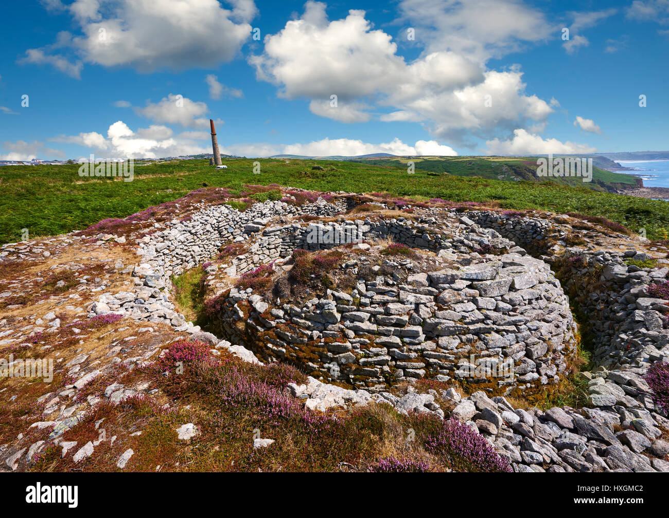 Ballowall Barrow prehistoric chambered tomb, Carn Gluze, Ballowall ...
