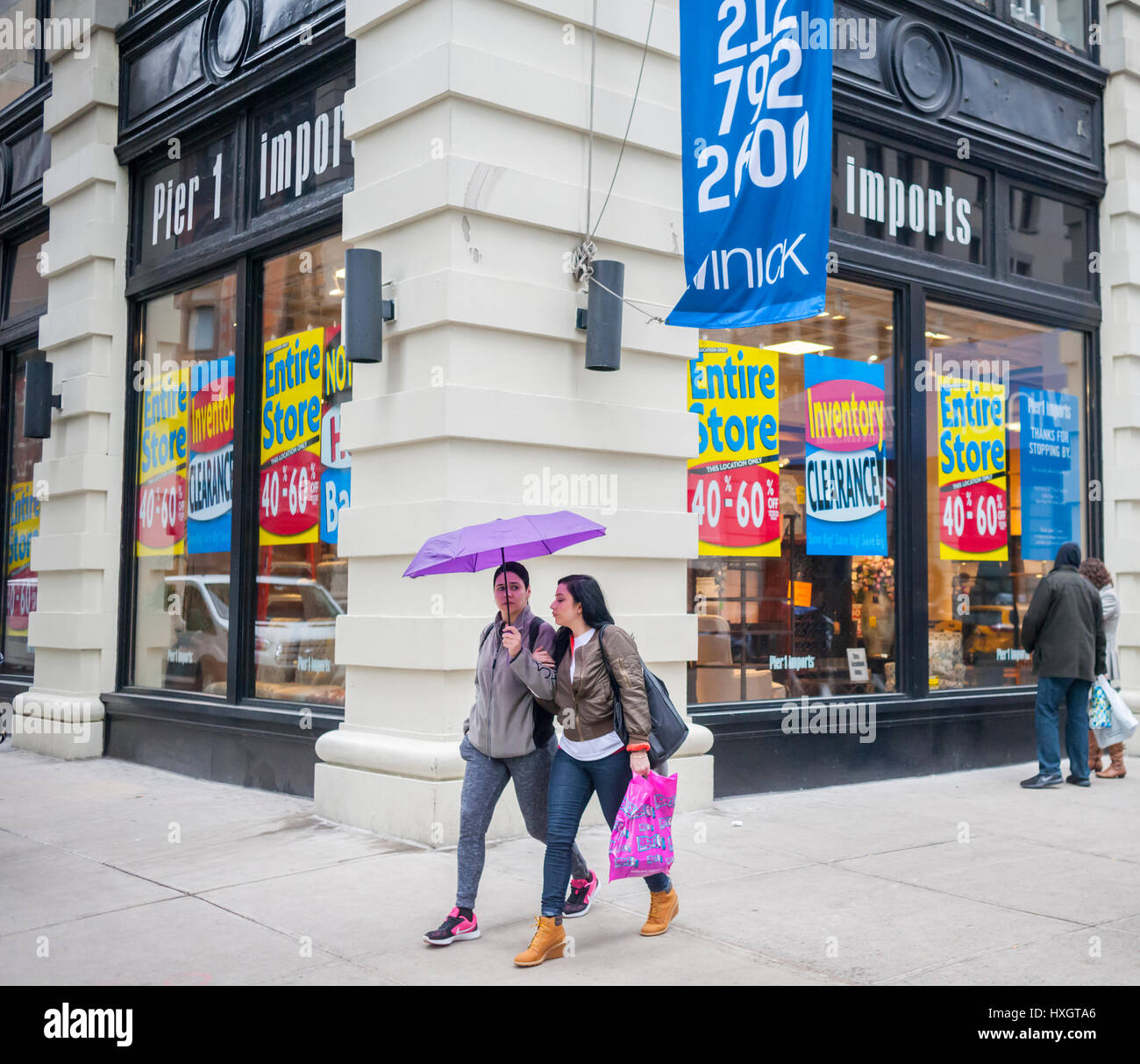 A Pier 1 Imports store on lower Fifth Avenue in New York on Saturday ...