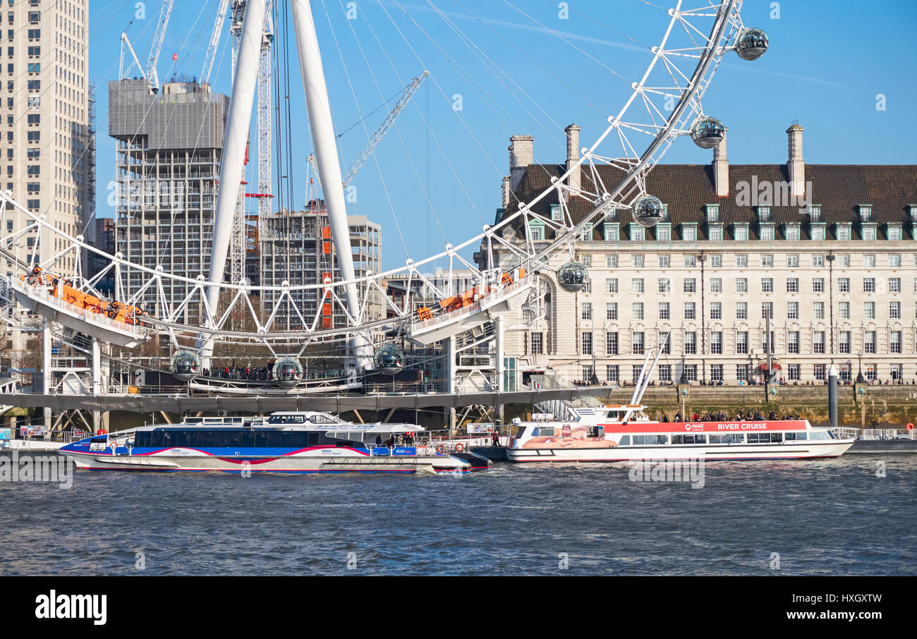 London eye river cruise boat hi-res stock photography and images - Alamy