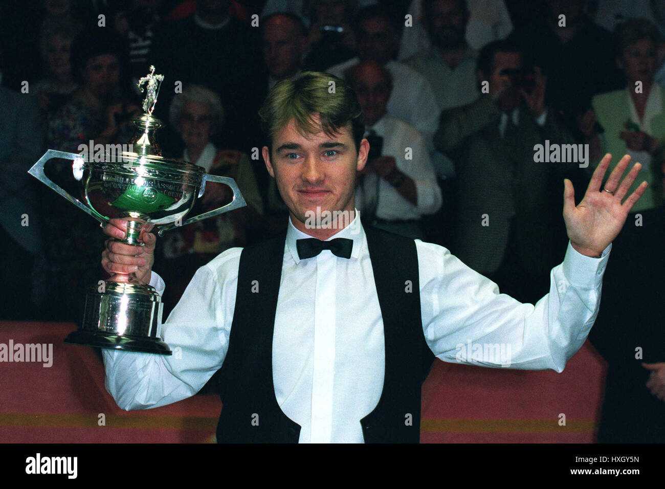 Stephen hendry trophy hi-res stock photography and images - Alamy