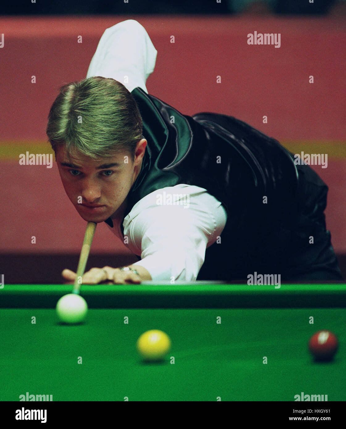 STEPHEN HENDRY SCOTLAND 28 April 1994 Stock Photo - Alamy