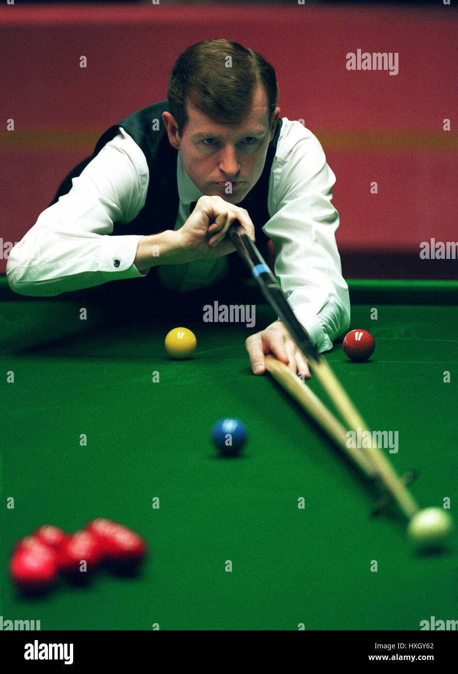STEVE DAVIS ENGLAND 28 April 1994 Stock Photo - Alamy