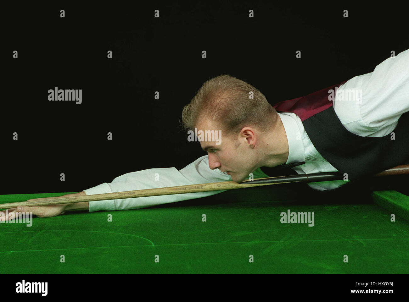 ANDY HICKS ENGLAND 24 November 1994 Stock Photo - Alamy