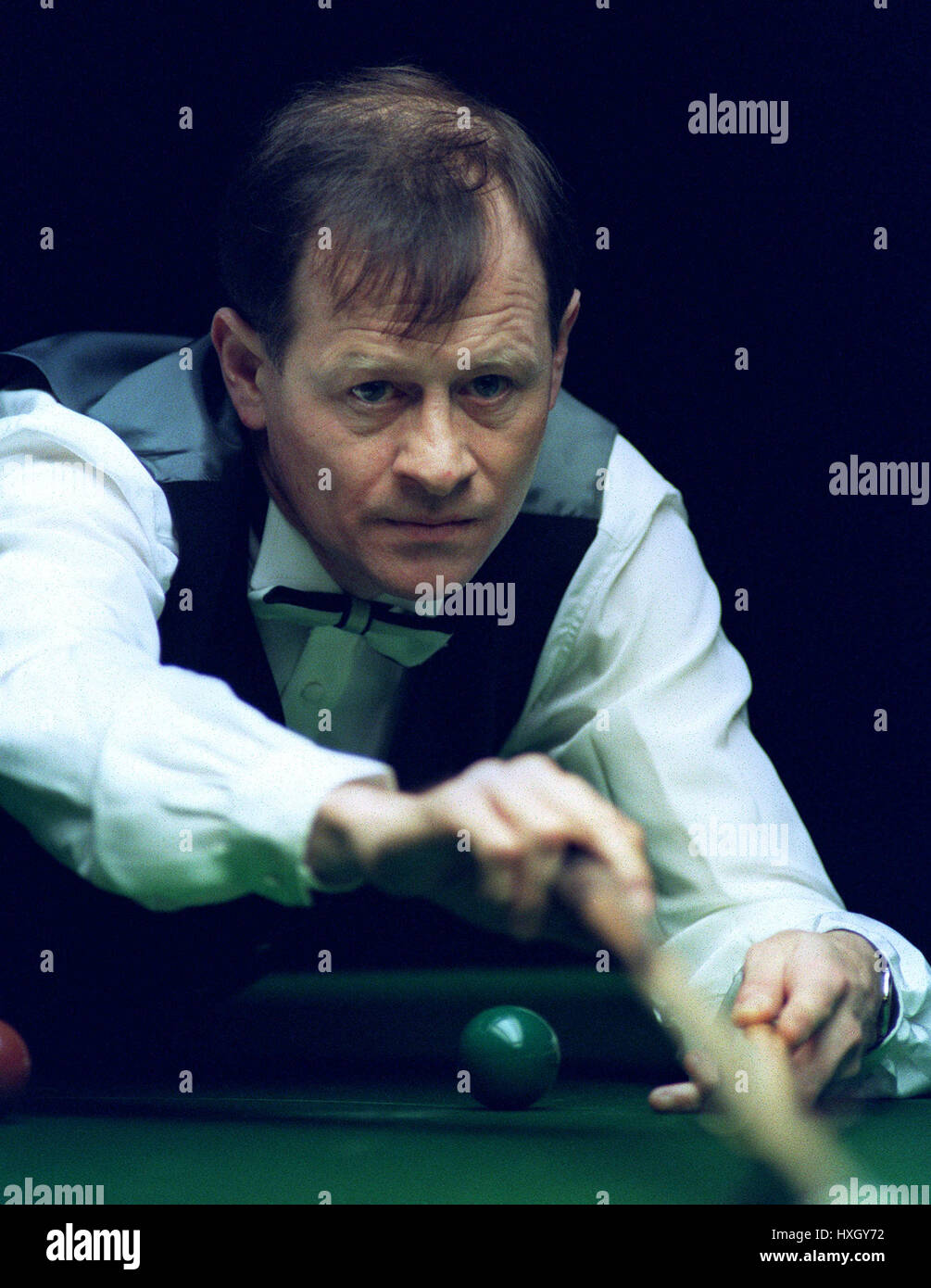 Alex higgins snooker hi-res stock photography and images - Alamy
