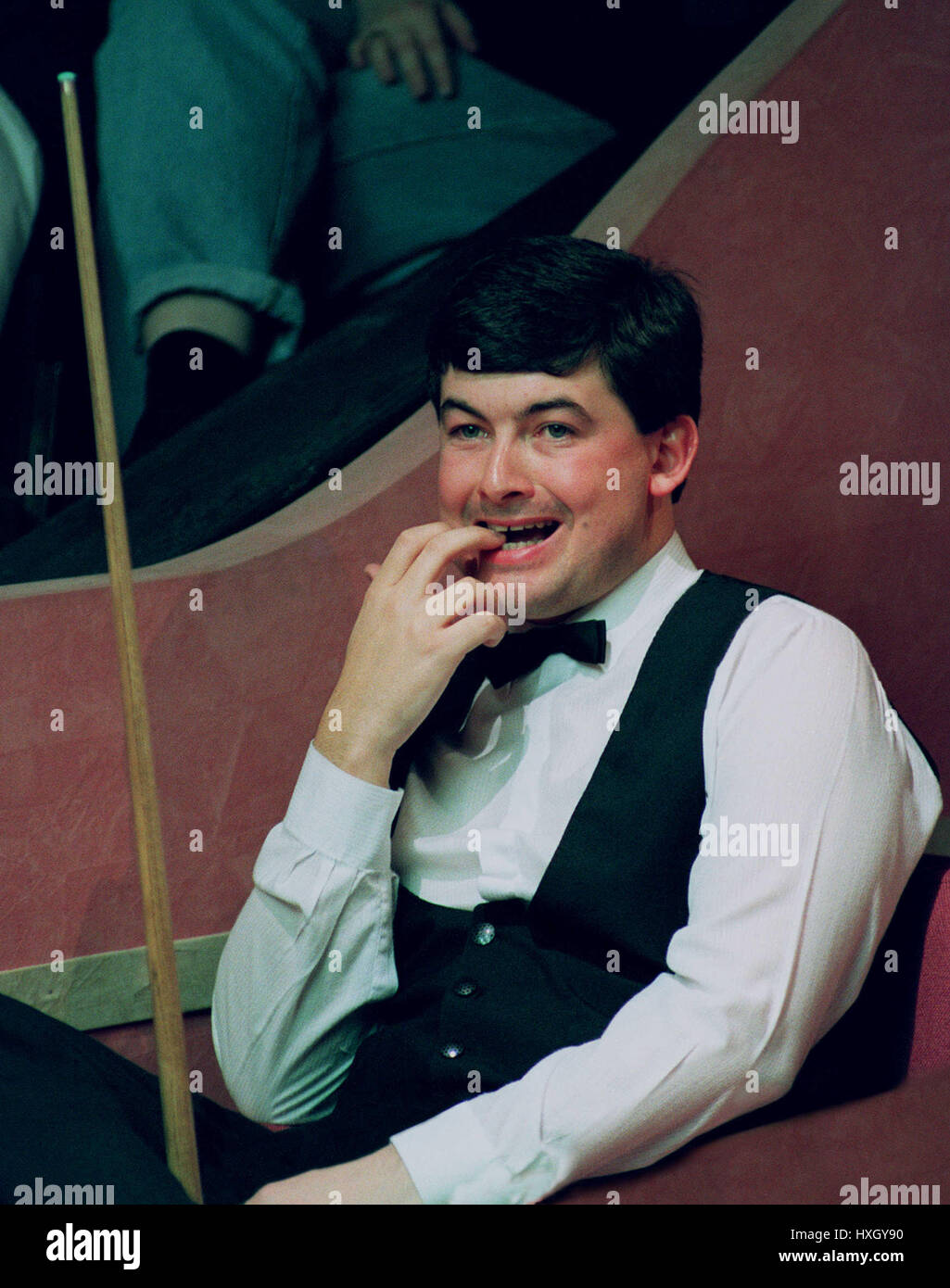 JOHN PARROTT EMBASSY WORLD CHAMPIONSHIPS 19 April 1992 Stock Photo - Alamy