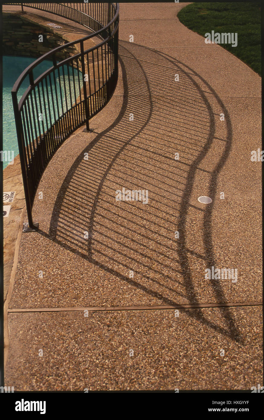 Curved fencing hi-res stock photography and images - Alamy