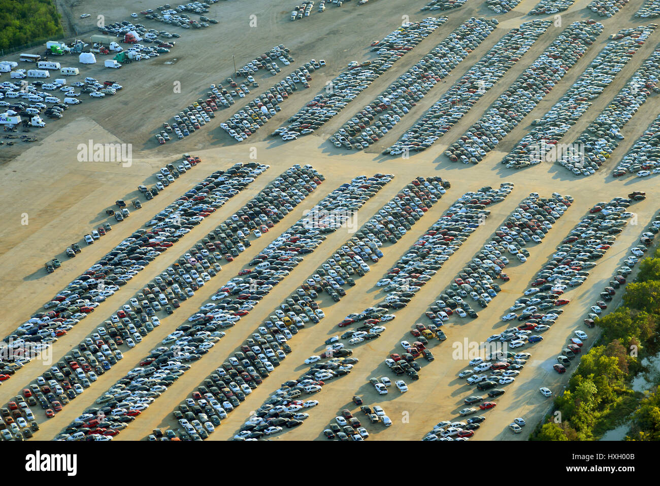 Extreme automobile storage Stock Photo - Alamy