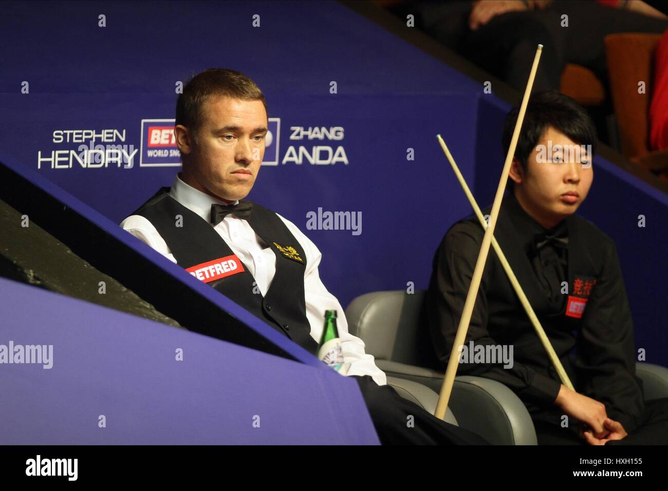 STEPHEN HENDRY & ANDA ZHANG WORLD SNOOKER CHAMPIONSHIP THE CRUCIBLE ...