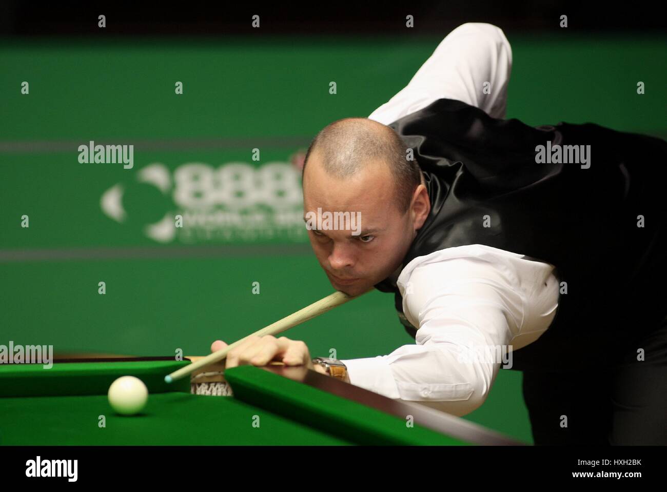 STUART BINGHAM ENGLAND CRUCIBLE THEATRE SHEFFIELD ENGLAND 21 April 2008 ...