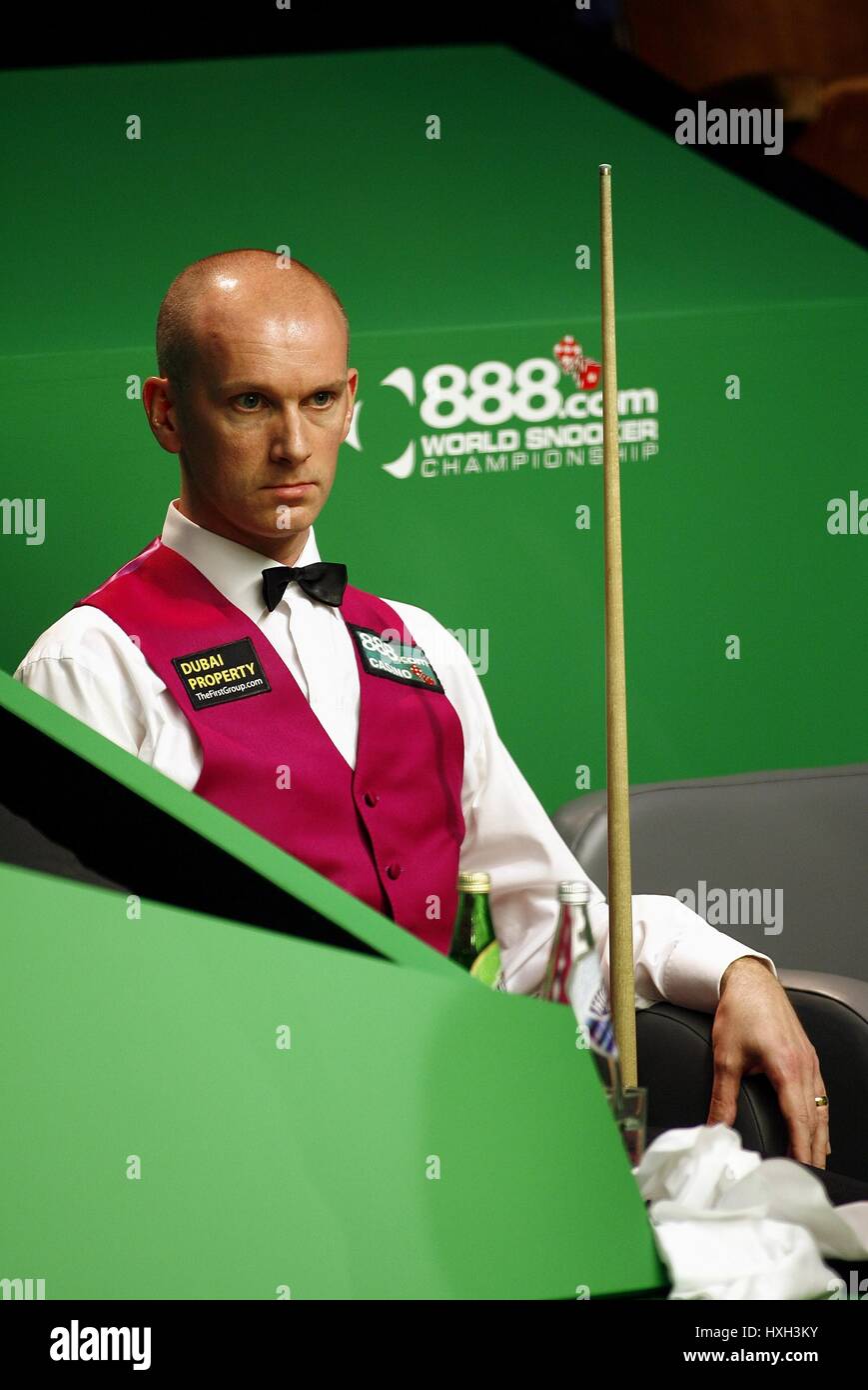 Peter ebdon world snooker champion hi-res stock photography and images ...