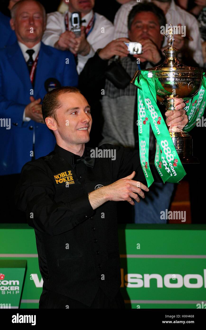 GRAEME DOTT WORLD SNOOKER CHAMPIONSHIPS CRUCIBLE THEATRE SHEFFIELD ...