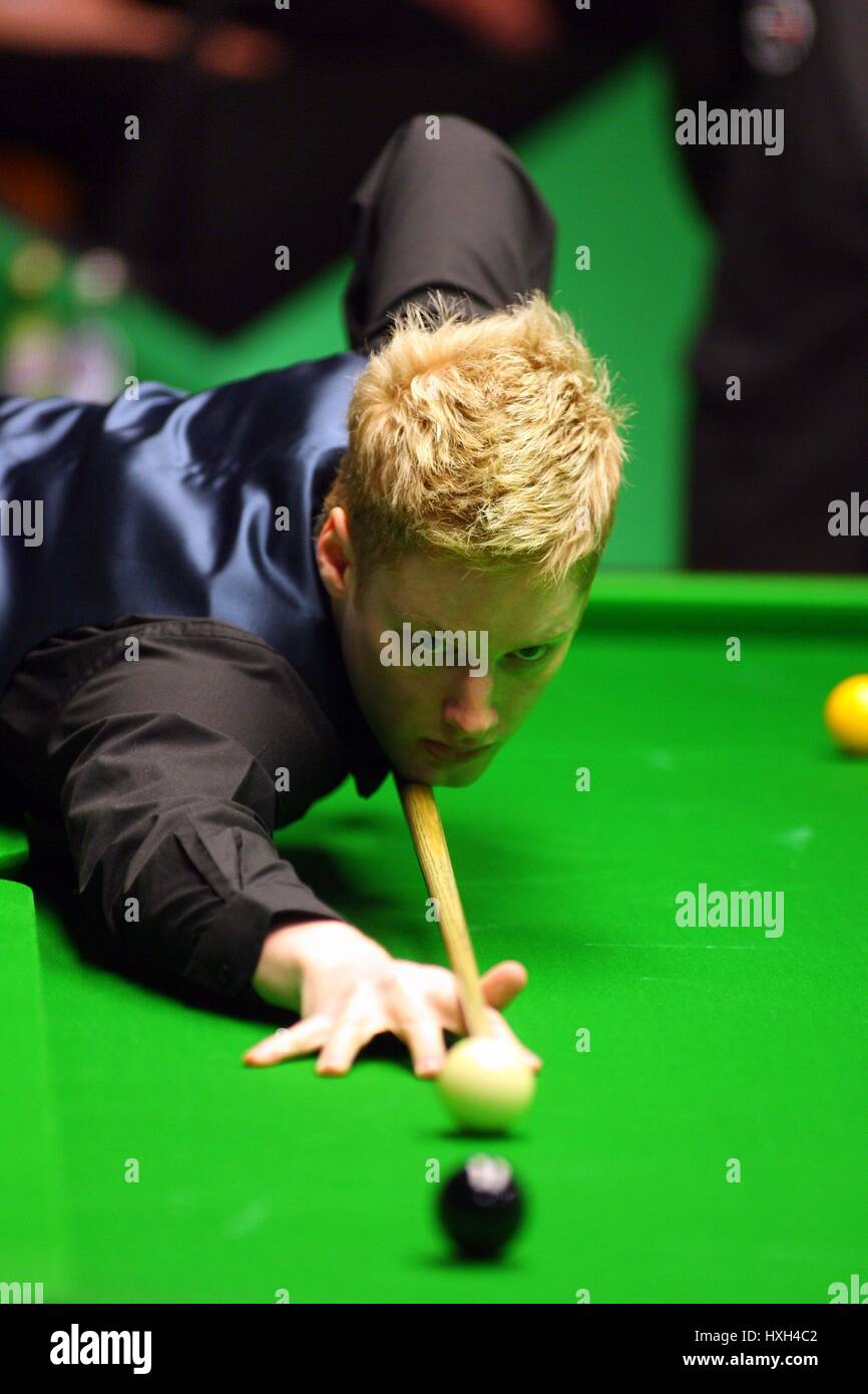 NEIL ROBERTSON WORLD SNOOKER CHAMPIONSHIPS CRUCIBLE THEATRE SHEFFIELD ...