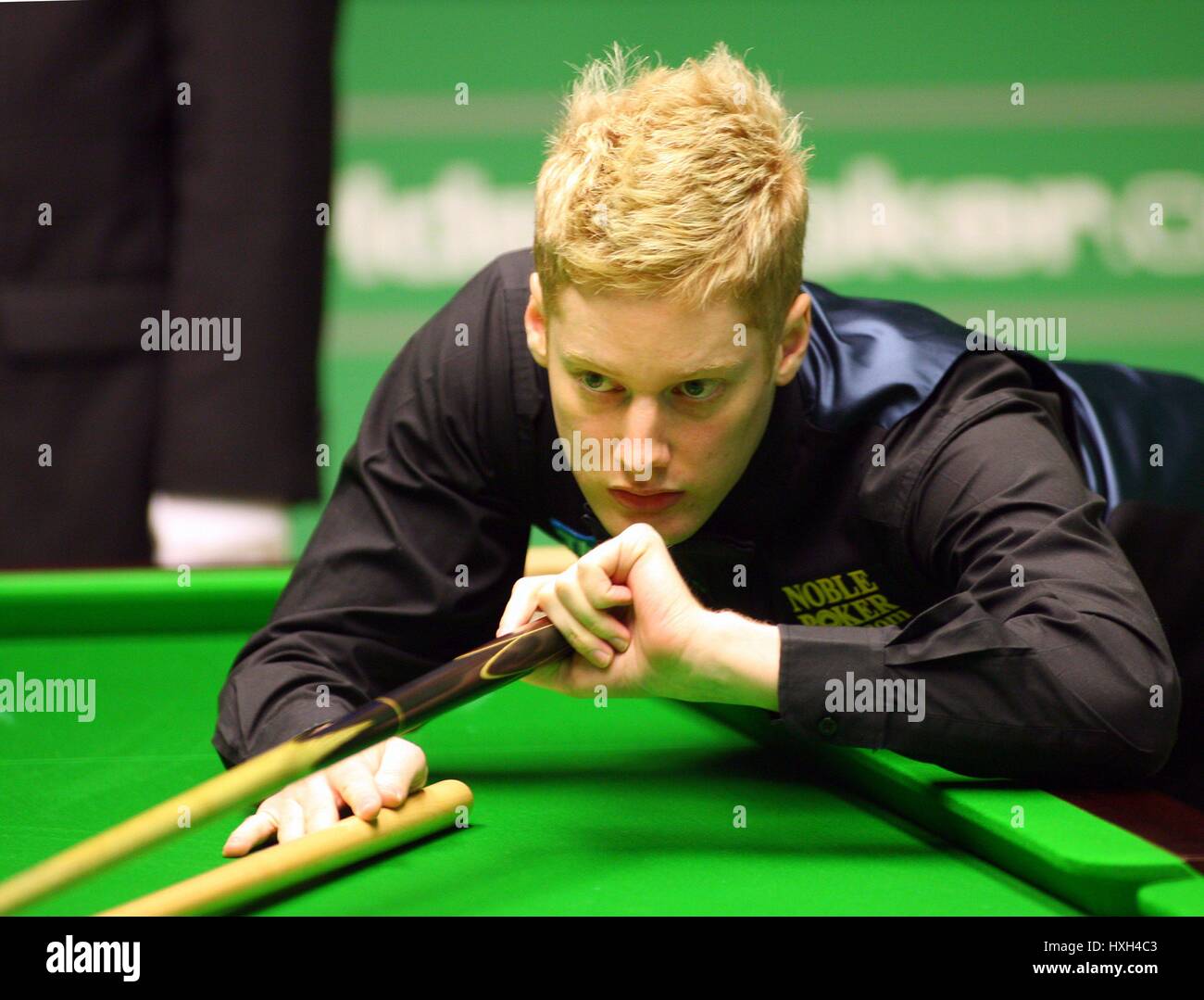 NEIL ROBERTSON WORLD SNOOKER CHAMPIONSHIPS CRUCIBLE THEATRE SHEFFIELD ...