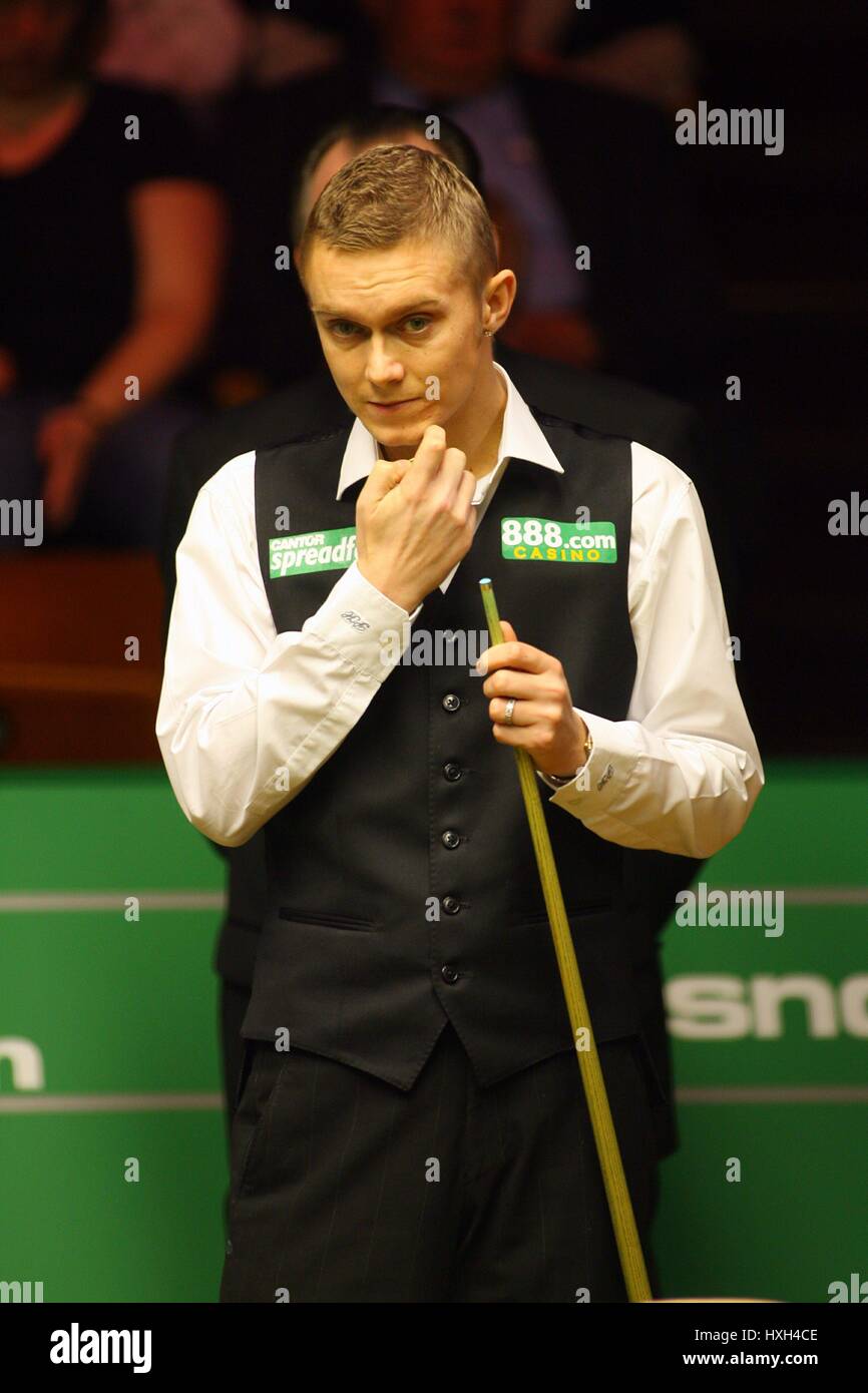 PAUL HUNTER WORLD SNOOKER CHAMPIONSHIPS CRUCIBLE THEATRE SHEFFIELD ...