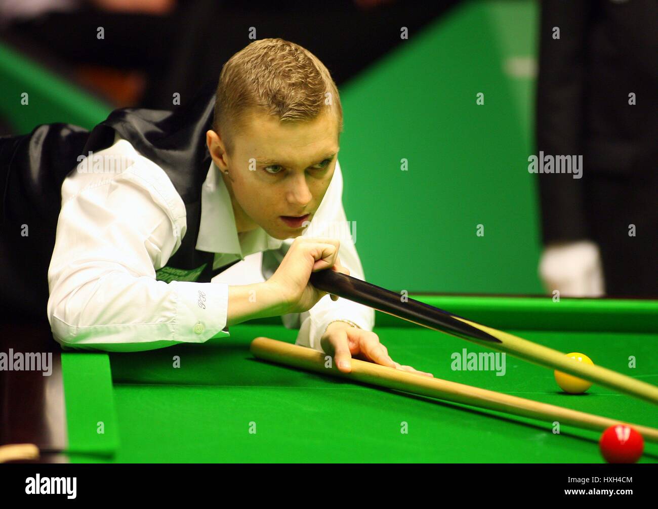 PAUL HUNTER WORLD SNOOKER CHAMPIONSHIPS CRUCIBLE THEATRE SHEFFIELD ...
