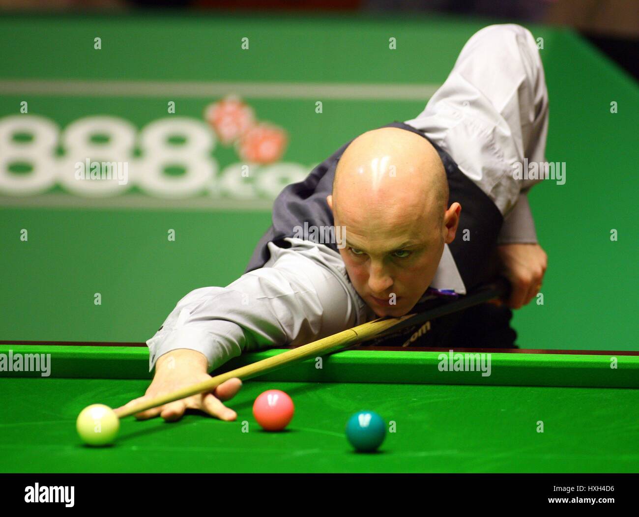 MARK KING WORLD SNOOKER CHAMPIONSHIPS CRUCIBLE THEATRE SHEFFIELD ...