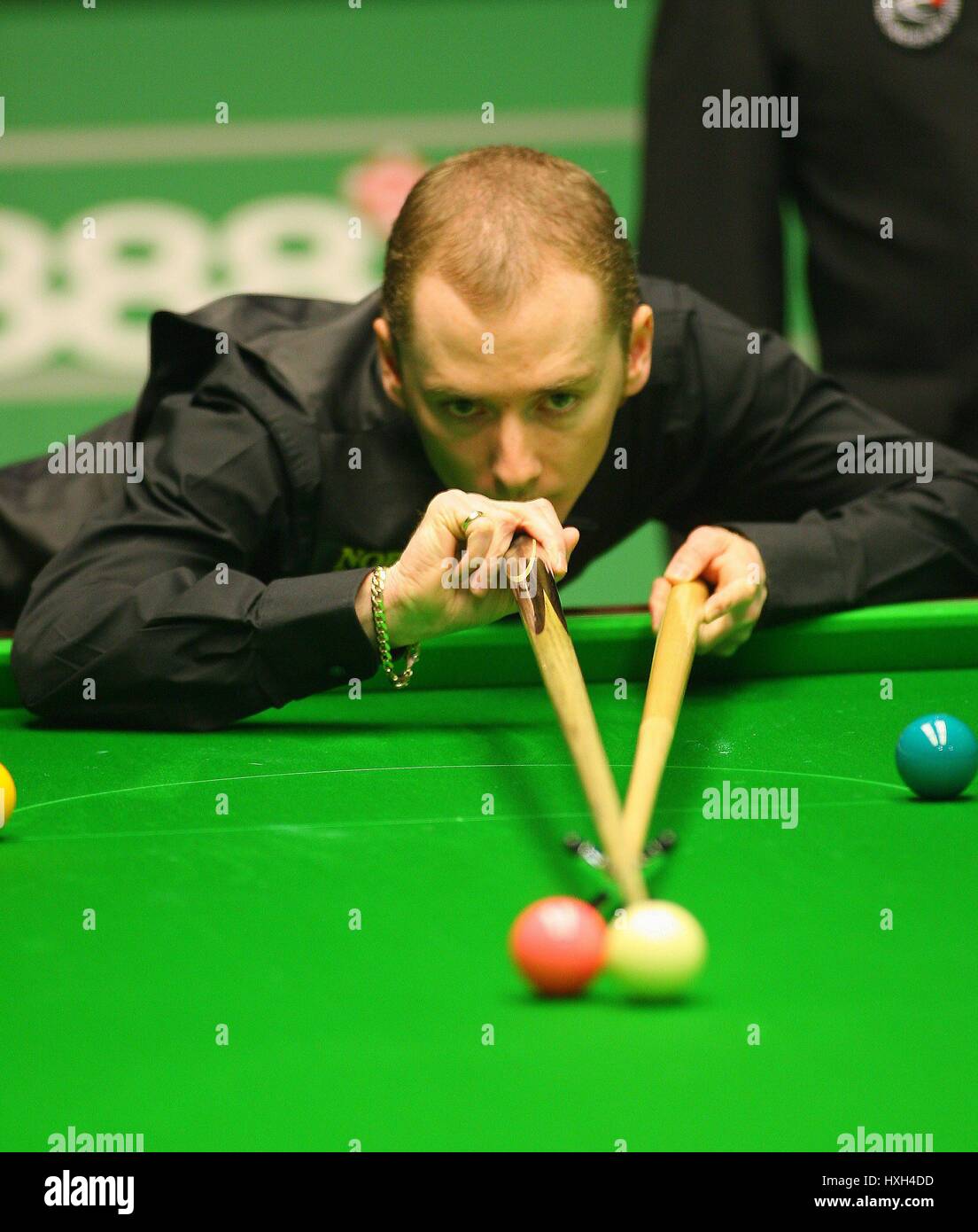 GRAEME DOTT WORLD SNOOKER CHAMPIONSHIPS CRUCIBLE THEATRE SHEFFIELD ...