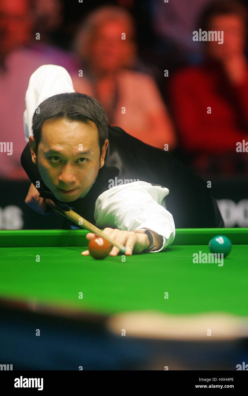 JAMES WATTANA THAILAND THE BARBICAN CENTRE YORK 11 December 2005 Stock ...