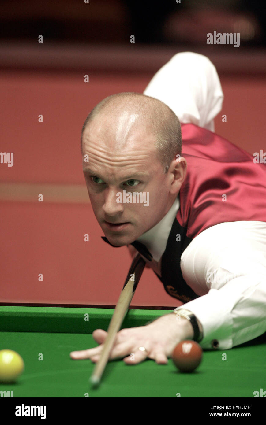 Peter ebdon table hi-res stock photography and images - Alamy