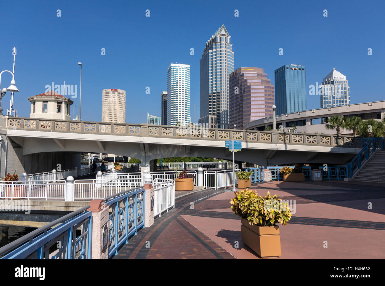 Tampa riverwalk hi-res stock photography and images - Alamy