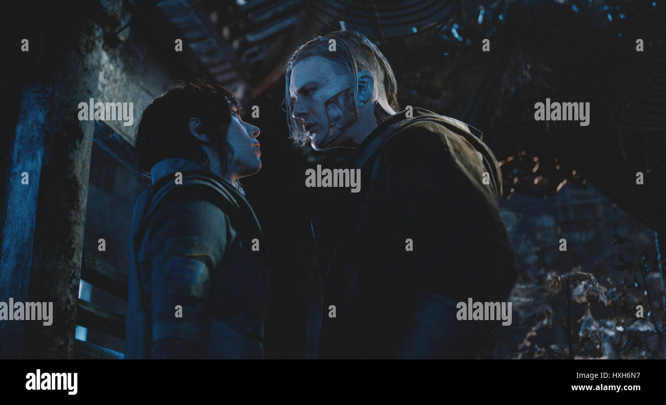 GHOST IN THE SHELL, from left: Scarlett Johansson, Michael Pitt, 2017 ...