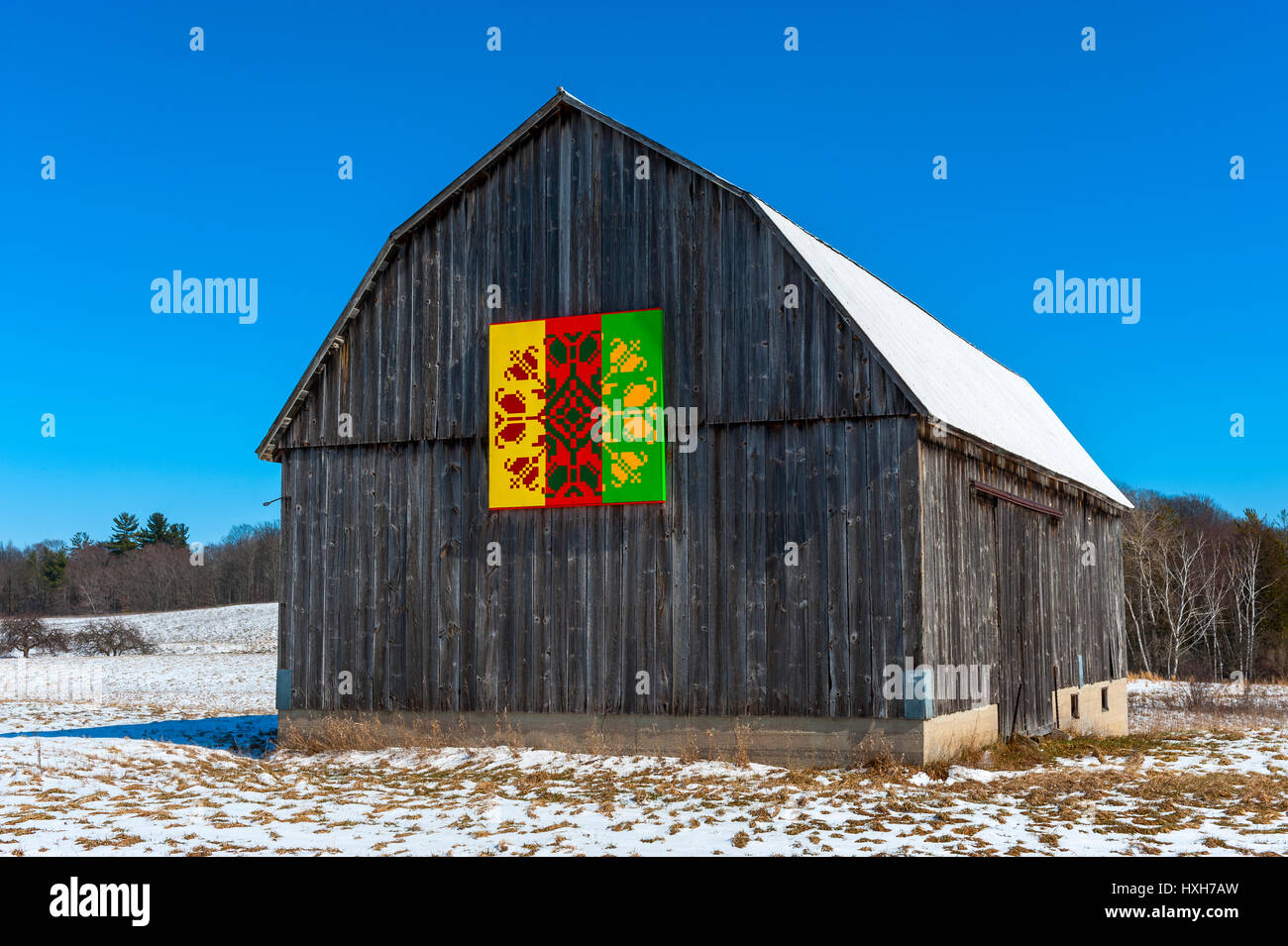 Barn art installation on the Barn Quilt Trail in Mason County Michigan ...
