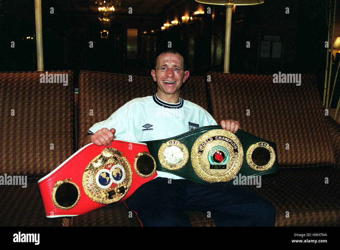 PAUL INGLE WORLD FEATHERWEIGHT CHAMPION 29 April 2000 Stock Photo - Alamy