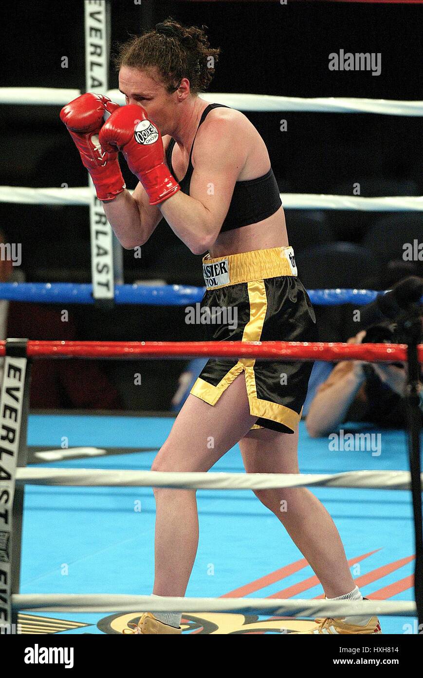 JANE COUCH BOXER STAPLES CENTRE LOS ANGELES USA 21 June 2003 Stock ...