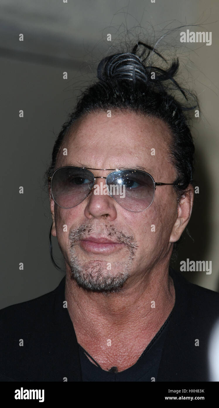 Shoes 2009 hi-res stock photography and images - Alamy