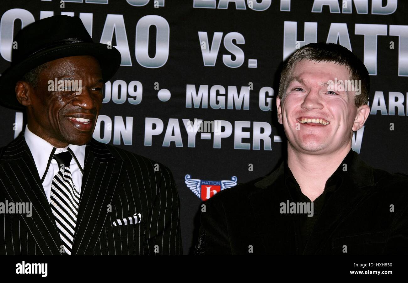 Floyd mayweather boxer hi-res stock photography and images - Alamy