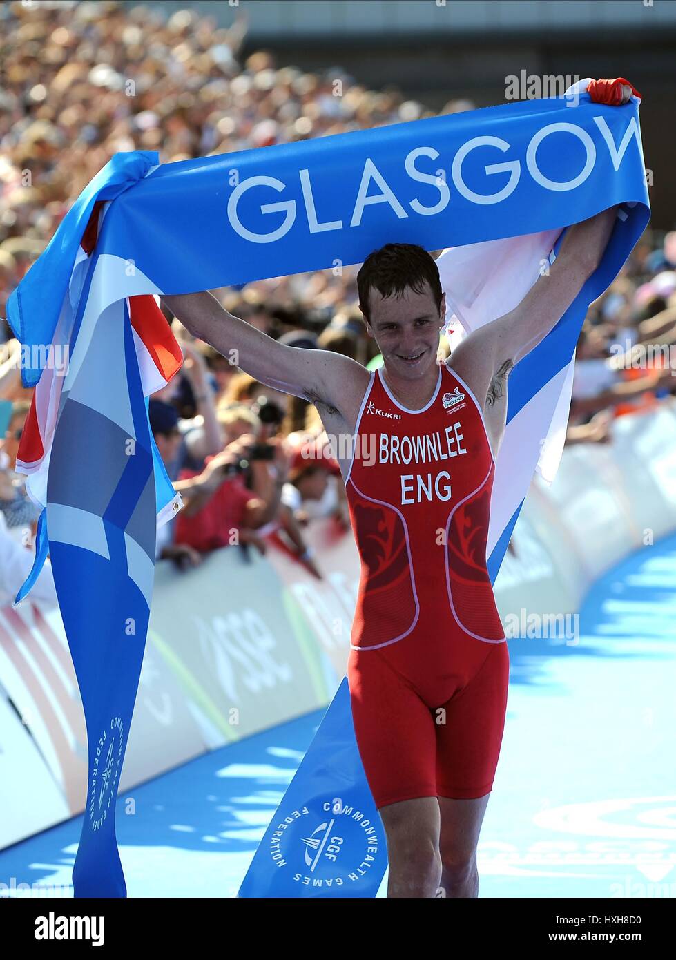 ALISTAIR BROWNLEE MEN'S TRIATHLON MEN'S TRIATHLON STRATHCLYDE COUNTRY ...